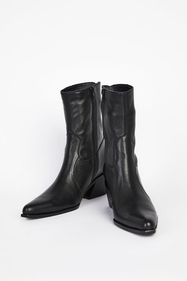 Boots – Intentionally Blank